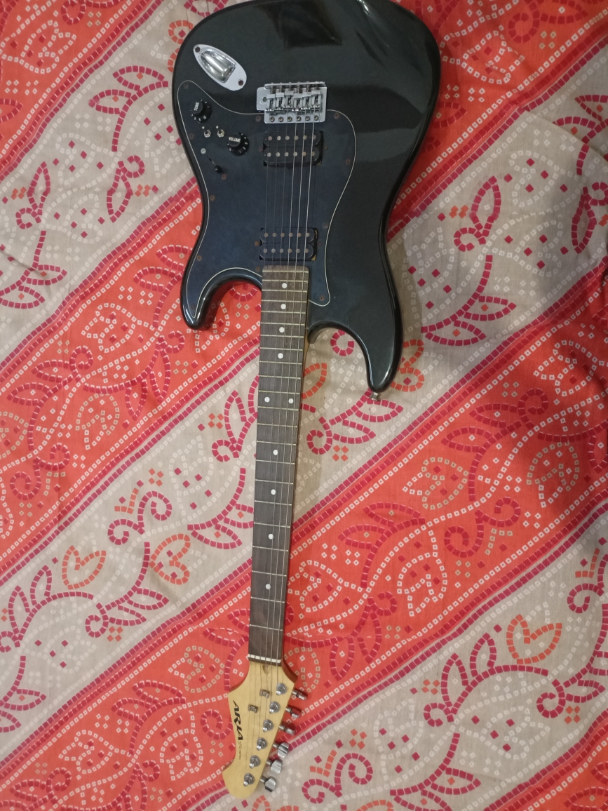 Used Guitars for Sale | Buy Second-Hand Guitars | Bajaao