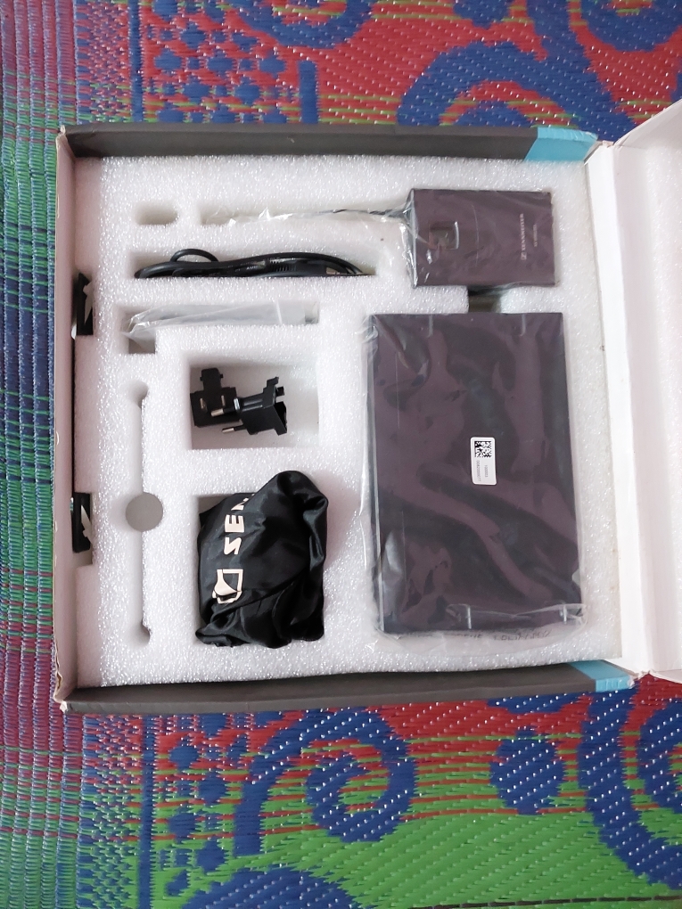 Buy Used 'SENNHEISER XS WIRELESS SYSTEM' Online | Bajaao Used Gear